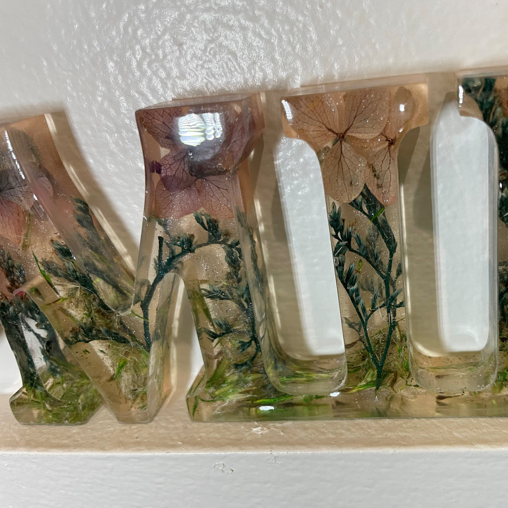 Resin 'FAMILY' Signs – Serenity Love